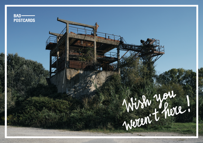 Bad Postcards - Blumagenta